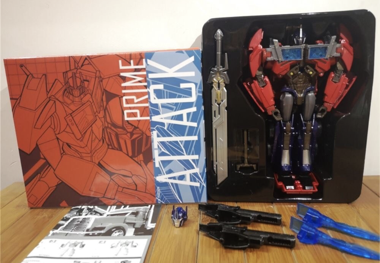 In Stock New APCToys Apache TFP OP Commander Model